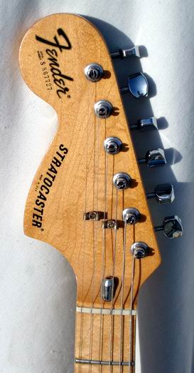 FENDER '78 STRATO Lefty, White, RARE, near mint condition